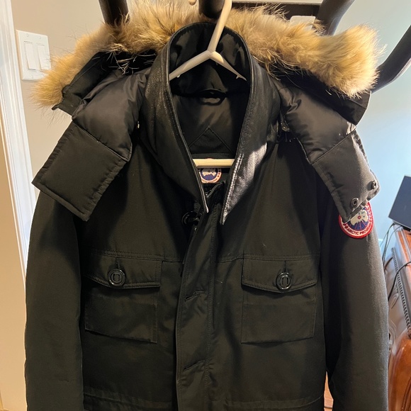 Canada Goose | Jackets & Coats | Canada Goose Mens Banff Parka | Poshmark